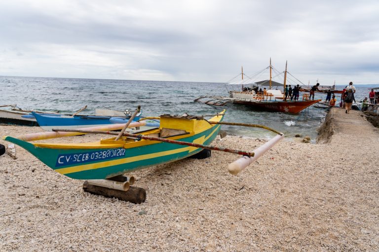 THINGS TO KNOW BEFORE SNORKELLING SUMILON ISLAND, PHILIPPINES - THE MAP ...