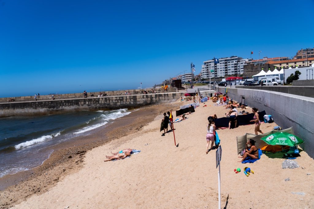 STEP BY STEP THROUGH PORTO: THE ULTIMATE WALKING GUIDE - THE MAP ...